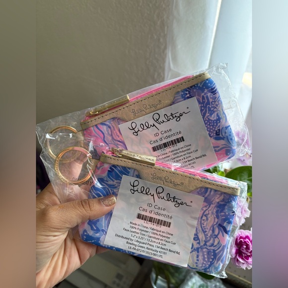 Lilly Pulitzer | Accessories | Lilly Pulitzer Id Card Set Of 2 New ...